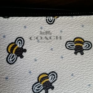 Coach | Bags | Coach Corner Zip Wristlet F26652 Bee Print Nwt | Poshmark
